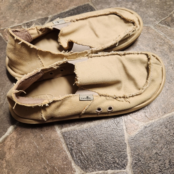 Sanuk | Shoes | Sanuk Tan Boat Shoes | Poshmark